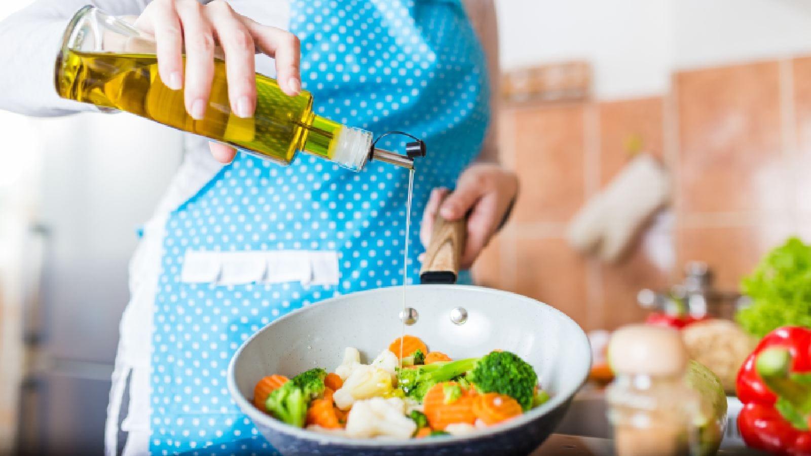 Zero oil cooking: How to ditch the drizzle and cook without oil ...