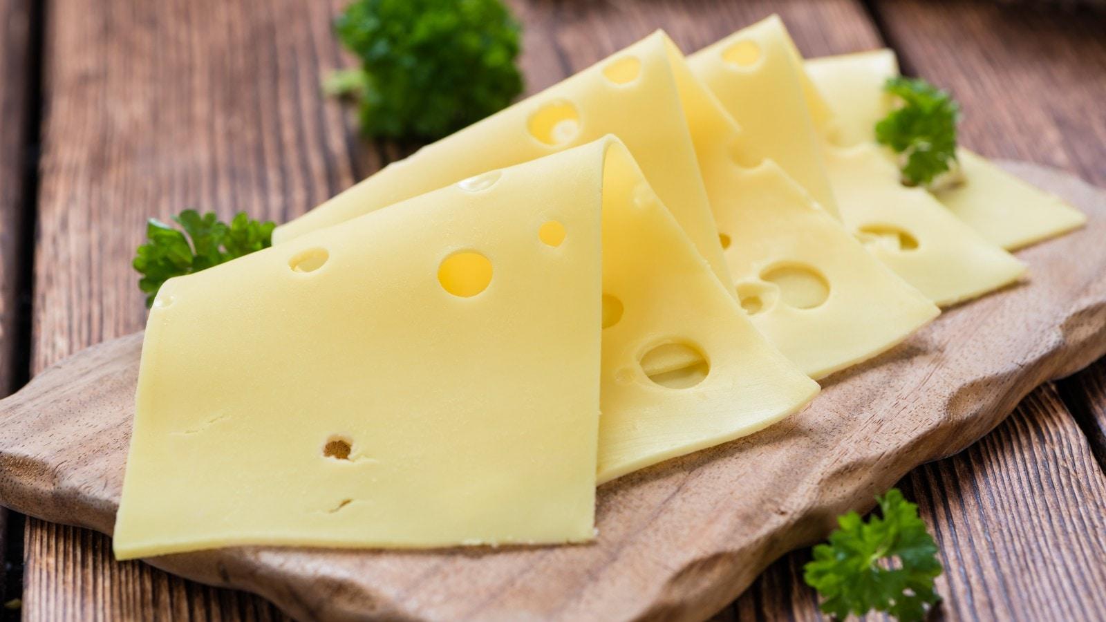 Healthiest cheese: 8 guilt-free varieties to satisfy your tastebuds ...