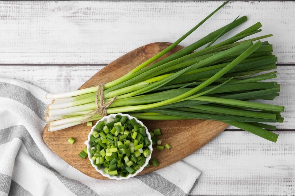 5 Benefits of Green Chives for Health and how to include it in the diet ...