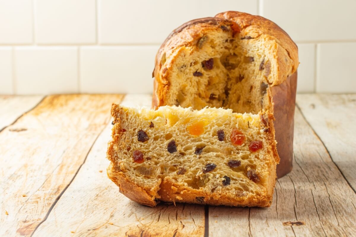 Homemade panettone: 3 practical and tasty recipes for Christmas ...