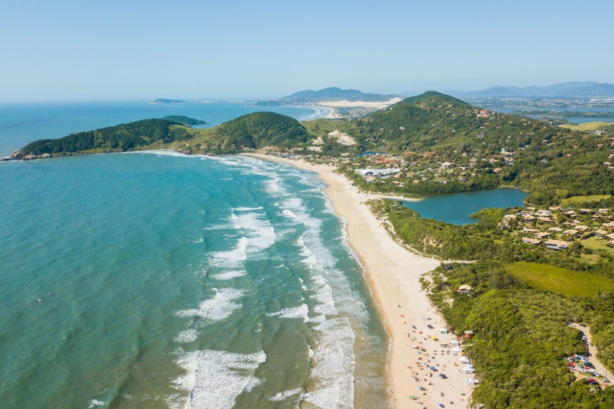 3-day itinerary: what to do at Praia do Rosa in the summer – Healthy ...
